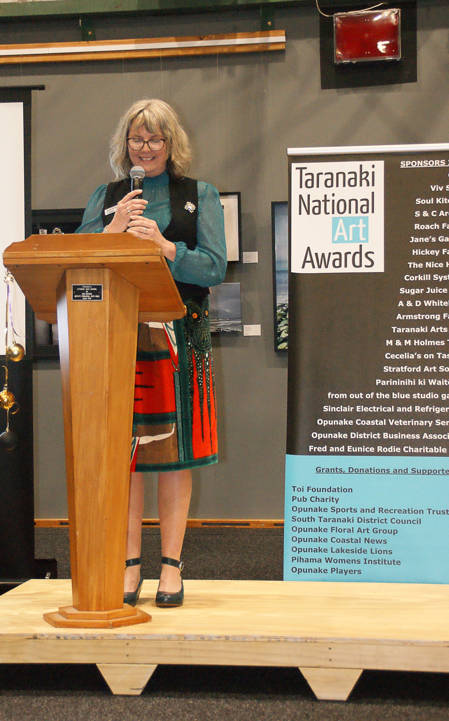 contact email facebook e mail contact @ taranakiartawards co nz ph 06 ...